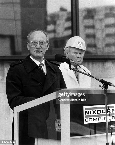 13 Heinz Nixdorf Stock Photos, High-Res Pictures, and Images - Getty Images 13 Heinz Nixdorf Stock Photos, High-Res Pictures, and Images - Getty Images