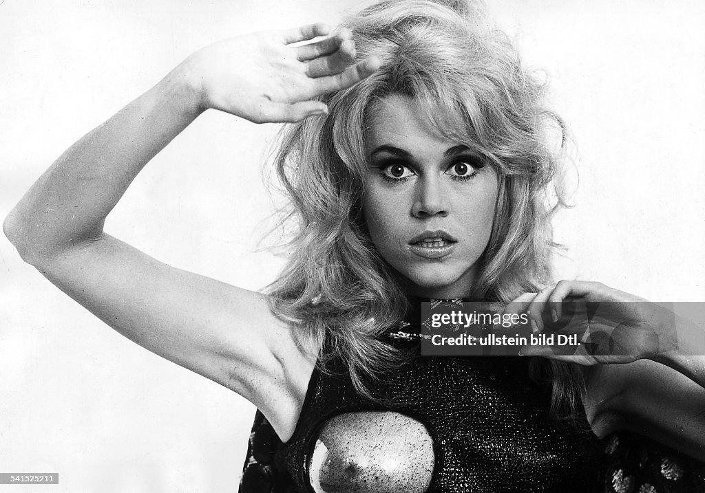 Jane Fonda Actress Usaas Barbarella 1967 Foto Di Attualità