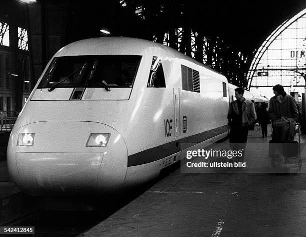 17 Intercity Experimental Stock Photos, High-Res Pictures, and Images ... 17 Intercity Experimental Stock Photos, High-Res Pictures, and Images ...