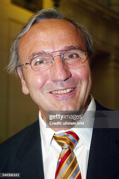Dr Mohr Photos and Premium High Res Pictures - Getty Images Dr Mohr Photos and Premium High Res Pictures - Getty Images
