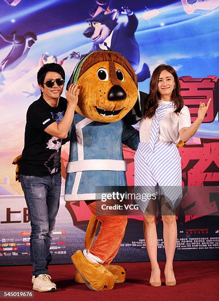 Yun Tune Photos And Premium High Res Pictures Getty Images