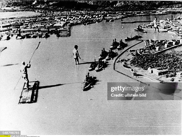 Naval Base Pearl Harbor Photos And Premium High Res Pictures Getty Images
