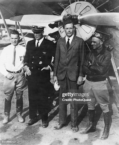 30 fotos e imágenes de alta resolución de Lt Jimmy Doolittle - Getty Images 30 fotos e imágenes de alta resolución de Lt Jimmy Doolittle - Getty Images