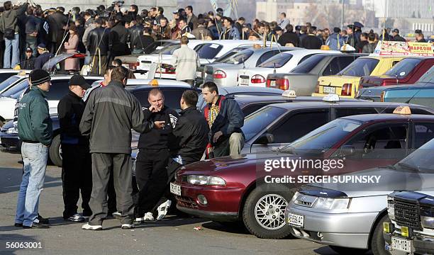 138 Taxi Kiev Stock Photos, High-Res Pictures, and Images - Getty Images 138 Taxi Kiev Stock Photos, High-Res Pictures, and Images - Getty Images