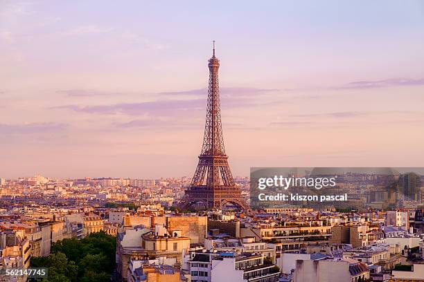 45 890 Tour Eiffel Stock Photos, High-Res Pictures, and Images - Getty ... 45 890 Tour Eiffel Stock Photos, High-Res Pictures, and Images - Getty ...