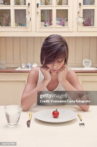 Anorexia Food Photos And Premium High Res Pictures Getty Images