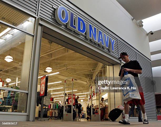 Culver City Westfield Mall Photos And Premium High Res Pictures Getty