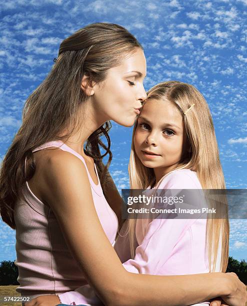 Preteen Girl Profile Imagens E Fotografias De Stock Getty Images