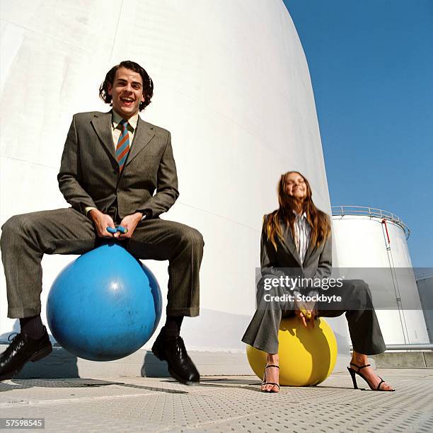Space Hopper Race Photos Et Images De Collection Getty Images