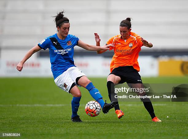 Deanna Lee Photos And Premium High Res Pictures Getty Images