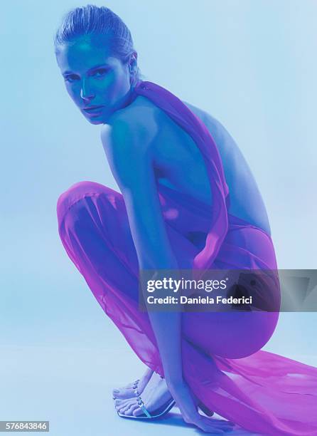 Heidi Klum Photo Shoot Photos And Premium High Res Pictures Getty Images
