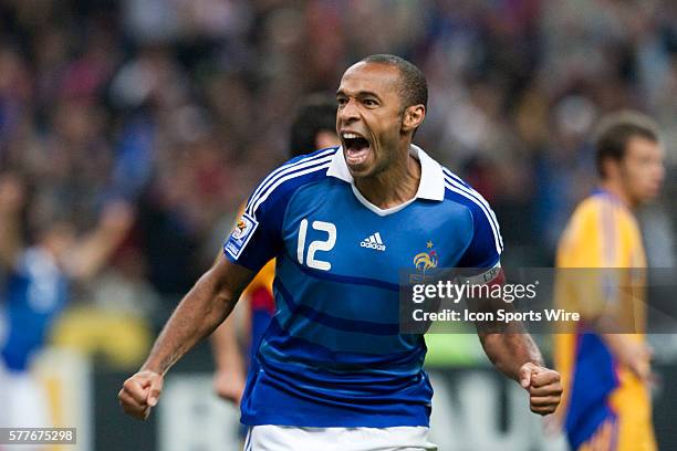 801 Thierry Henry Celebrates France Stock Photos, High-Res Pictures ... 801 Thierry Henry Celebrates France Stock Photos, High-Res Pictures ...