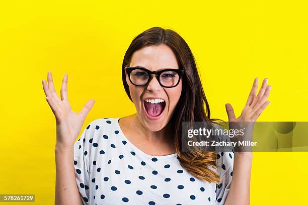 Shocked Woman Glasses Fotografías E Imágenes De Stock Getty Images