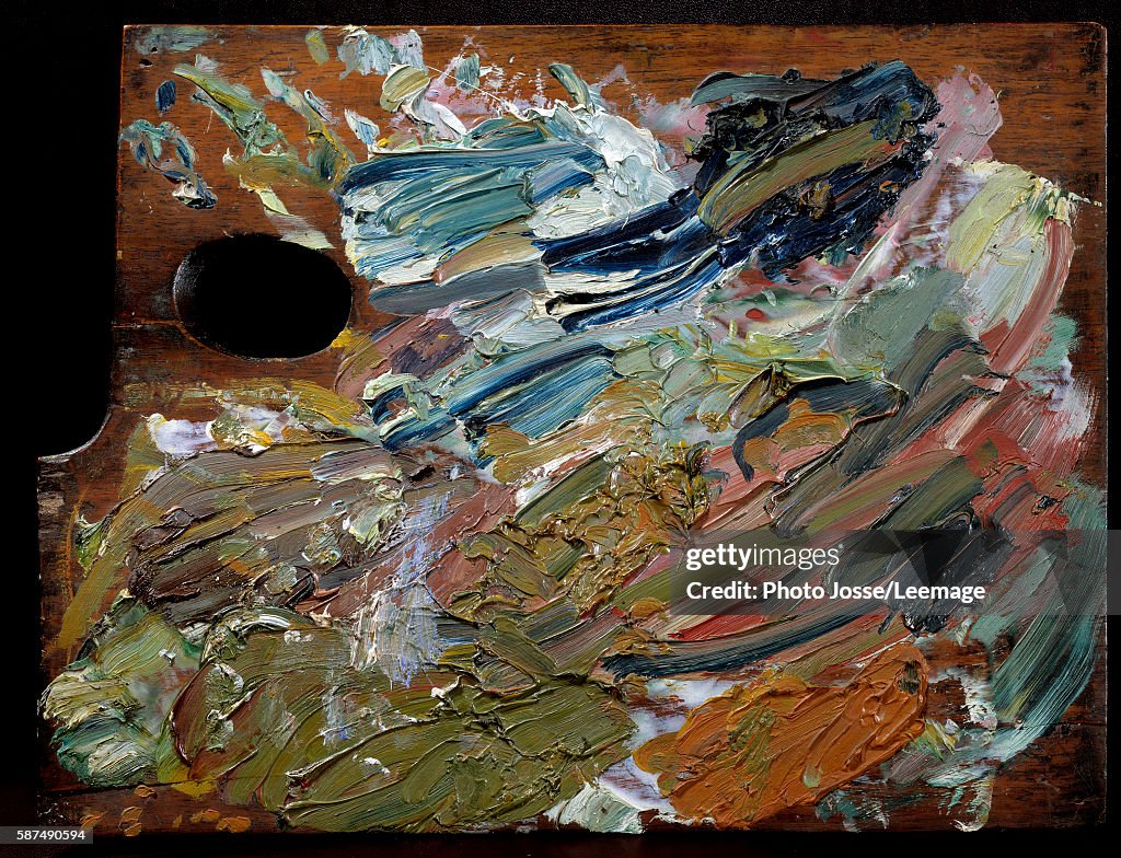 The Palette of the Dutch painter Vincent Van Gogh , 35 cm, 19th... News ... The Palette of the Dutch painter Vincent Van Gogh , 35 cm, 19th... News ...
