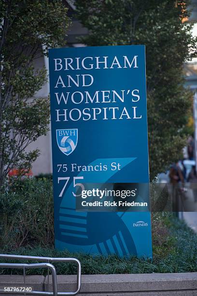 Shapiro Cardiovascular Center Photos And Premium High Res Pictures