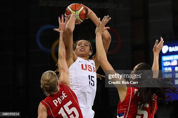 Brittney Carr Photos And Premium High Res Pictures Getty Images