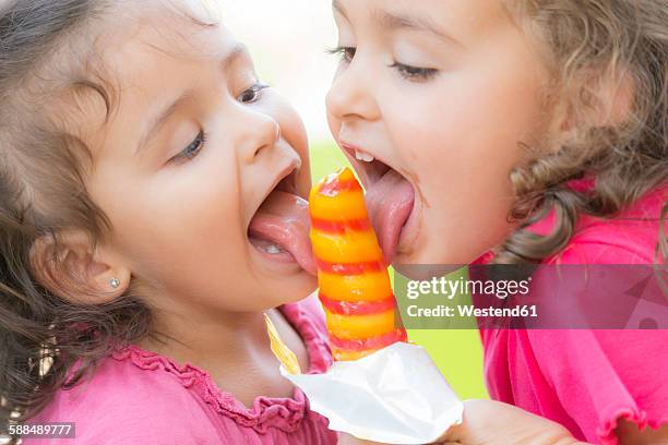 Ice Lolly Tongue Stock Fotos Und Bilder Getty Images