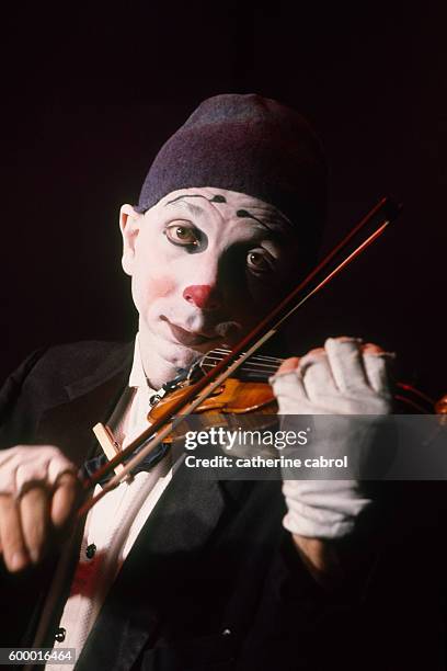 Howard Buten Photos and Premium High Res Pictures - Getty Images Howard Buten Photos and Premium High Res Pictures - Getty Images