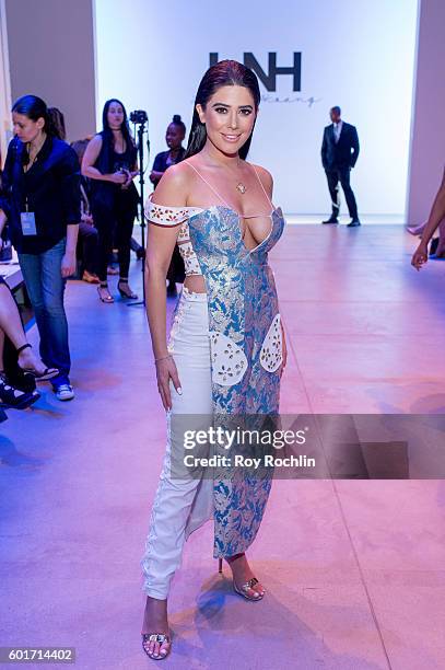 Lisa N Hoang Fashion Design Photos And Premium High Res Pictures Getty Images