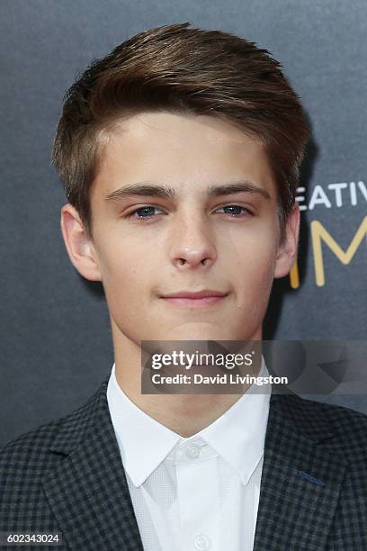 700 Photos Et Images Haute Résolution De Corey Fogelmanis Getty Images