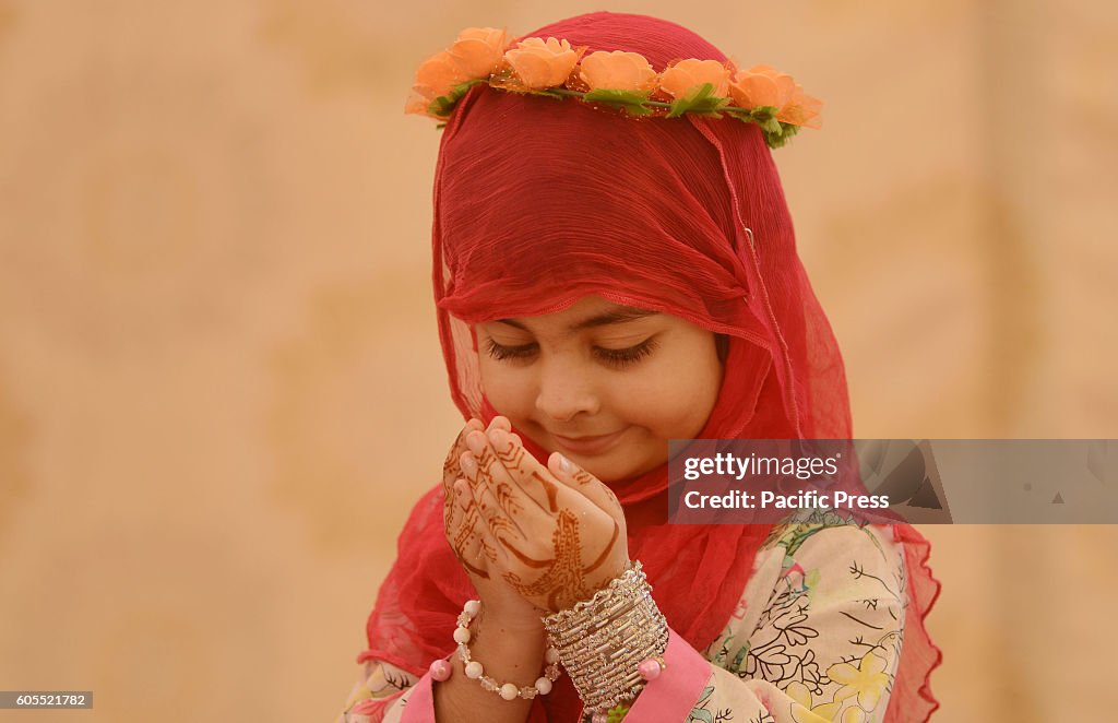 Pakistani Muslims Take A Part Of Eid Al Adha Prayer At Historical