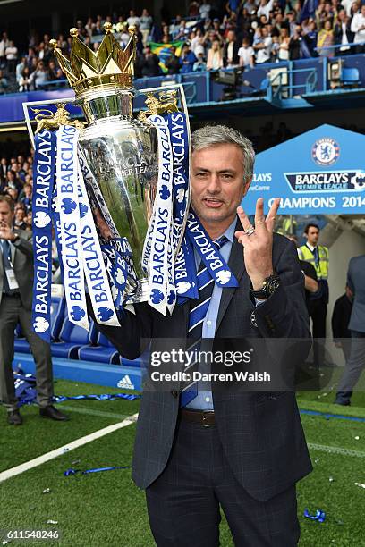 34 Jose Mourinho Premier League Trophy Photos & High Res Pictures ... 34 Jose Mourinho Premier League Trophy Photos & High Res Pictures ...