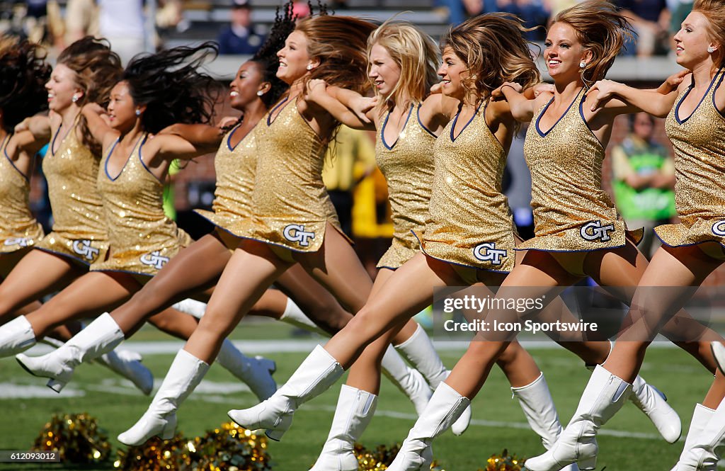 Georgia Tech Cheerleaders During The Ncaa Football Game Between The Nachrichtenfoto Getty