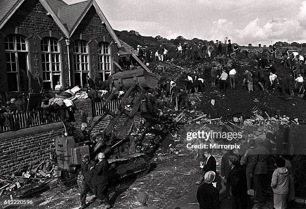 Aberfan Disaster Stockfotos En Beelden Getty Images