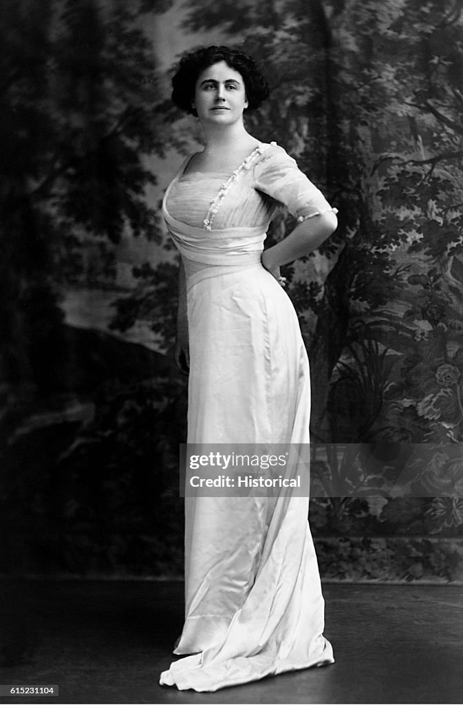 Portrait Of Edith Wilson Second Wife Of Woodrow Wilson And First