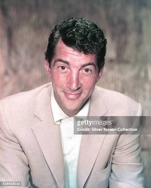 Dean Martin Singer Photos And Premium High Res Pictures Getty Images