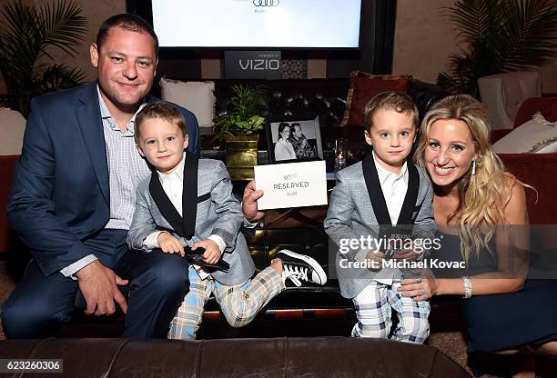Brett Weinberg Photos and Premium High Res Pictures - Getty Images Brett Weinberg Photos and Premium High Res Pictures - Getty Images