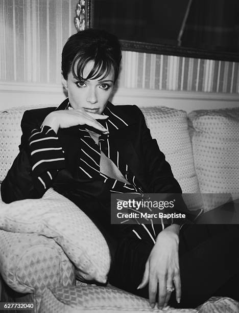 3654 Lauren Holly Photos And High Res Pictures Getty Images