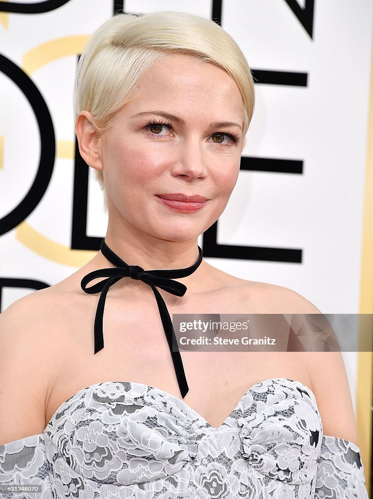 Michelle Williams Arrives At The 74th Annual Golden Globe Awards At