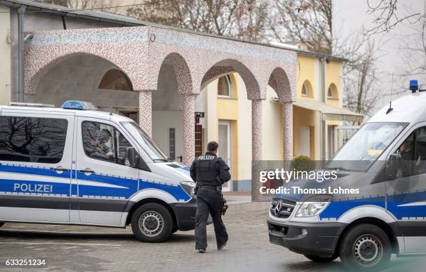 Masjid Bilal Photos And Premium High Res Pictures Getty Images