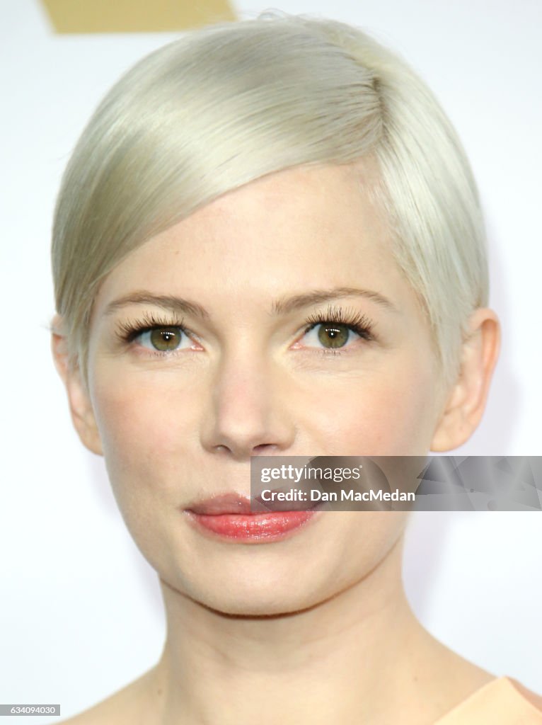 Actress Michelle Williams Arrives At The 89th Annual Academy Awards