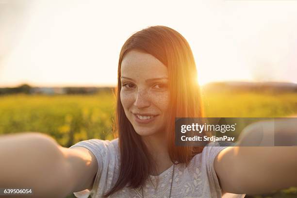 Beautiful Woman Face Spring Fotografias E Filmes Do Acervo Getty Images