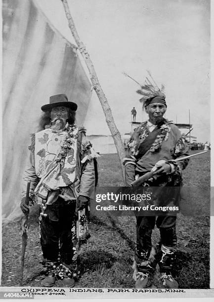 Ojibwa People Photos And Premium High Res Pictures Getty Images