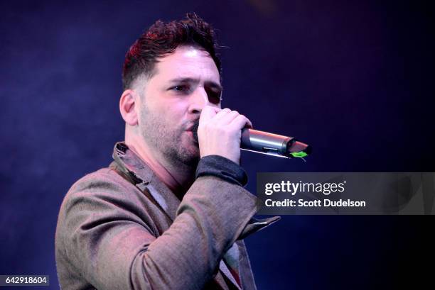 6305 Jon B Photos And High Res Pictures Getty Images