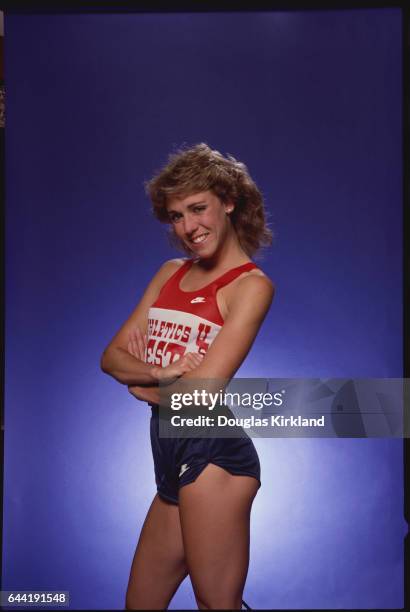 Mary Decker Photos and Premium High Res Pictures - Getty Images Mary Decker Photos and Premium High Res Pictures - Getty Images