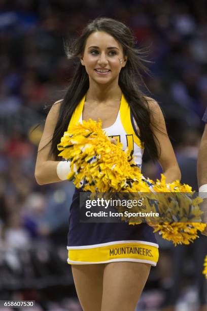 West Virginia Cheerleaders Photos And Premium High Res Pictures Getty