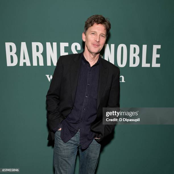 Andrew Mccarthy Photos Photos And Premium High Res Pictures Getty Images