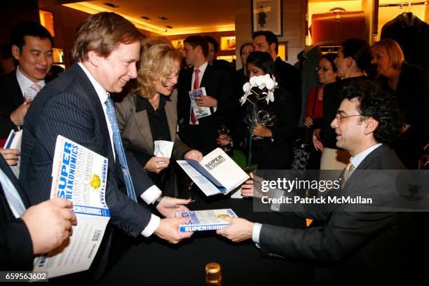Stephen J Dubner Photos and Premium High Res Pictures - Getty Images Stephen J Dubner Photos and Premium High Res Pictures - Getty Images