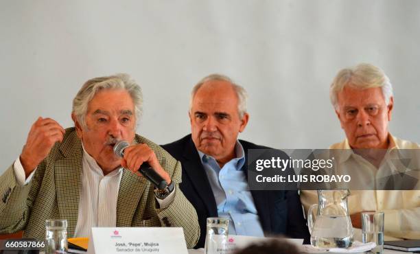 President Of Colombia Ernesto Samper Photos and Premium High Res ... President Of Colombia Ernesto Samper Photos and Premium High Res ...