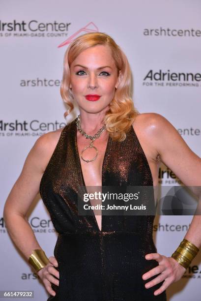 Female Lead Singers Photos And Premium High Res Pictures Getty Images