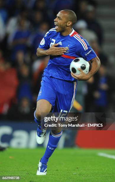 Thierry Henry Celebrates France Photos and Premium High Res Pictures ... Thierry Henry Celebrates France Photos and Premium High Res Pictures ...