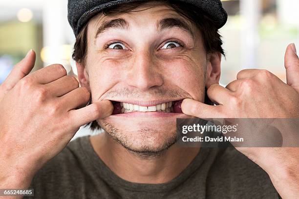 Self Suck Photos And Premium High Res Pictures Getty Images