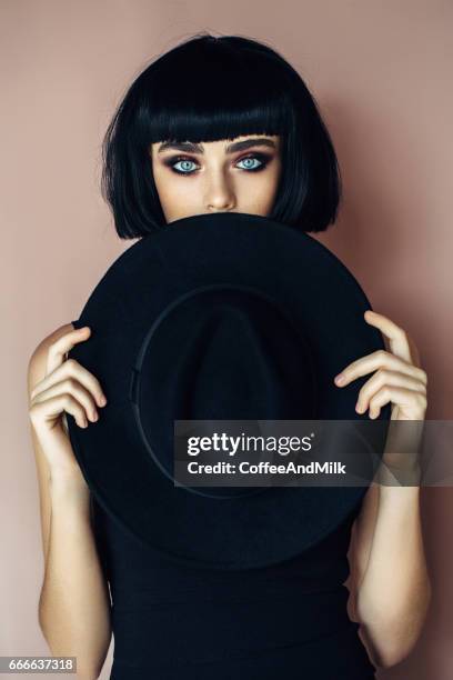 Black Girl Bob Hairstyles Photos And Premium High Res Pictures Getty Images