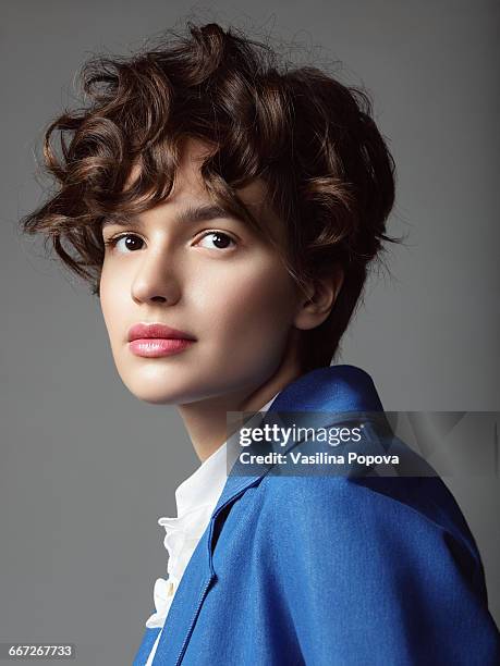 Short Wavy Hair Fotografías E Imágenes De Stock Getty Images