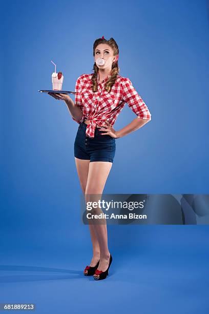 Pin Up Waitress Fotografías E Imágenes De Stock Getty Images