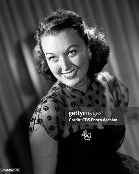 Portrait Of Cbs Radio Singer Virginia Simms She Performs On The Fotografía De Noticias